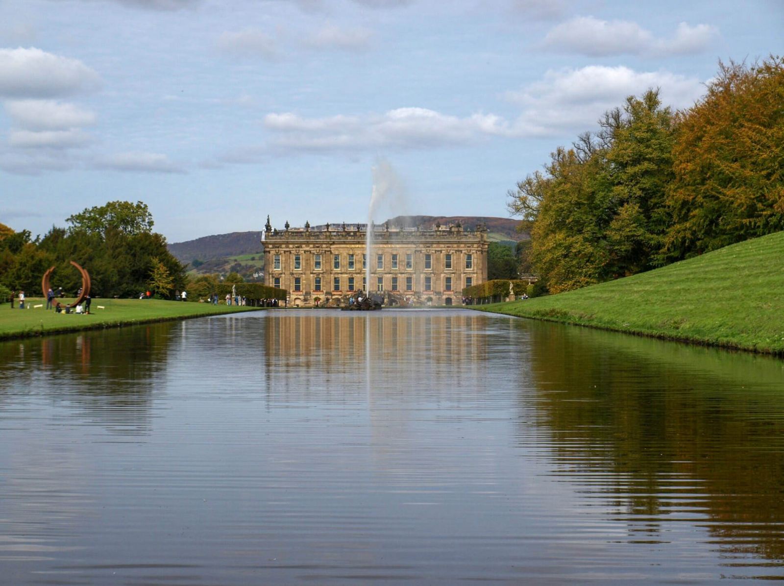 A Complete Guide to Making the Most of Chatsworth House - ViewBritain.com