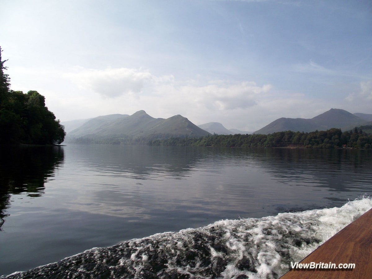Derwentwater Lake - Keswick, Lake District Tourist Information ...